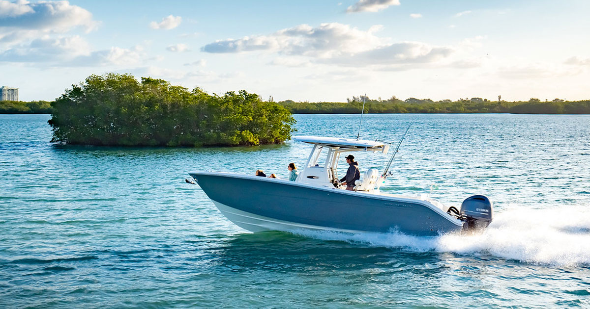 Come see Center and Dual Console Boats near you | Cobia Boats